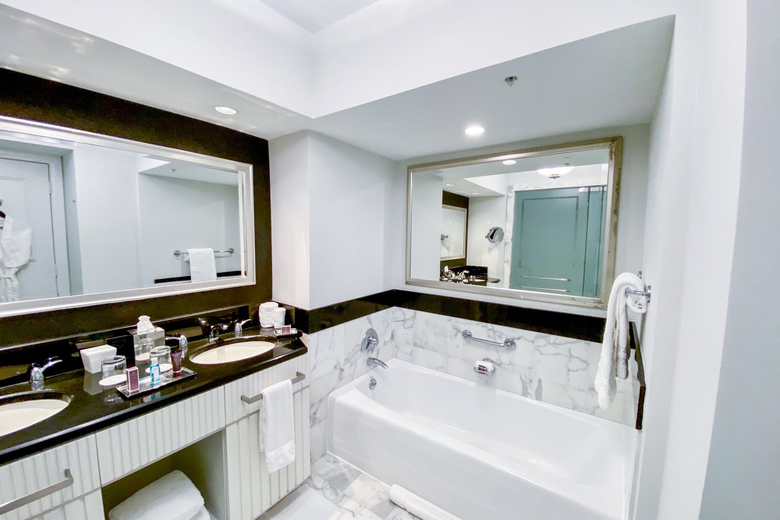 Full review of the reopened Ritz-Carlton, South Beach - The Points Guy