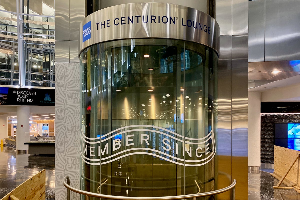 Review: Amex Centurion Lounge in Miami - The Points Guy
