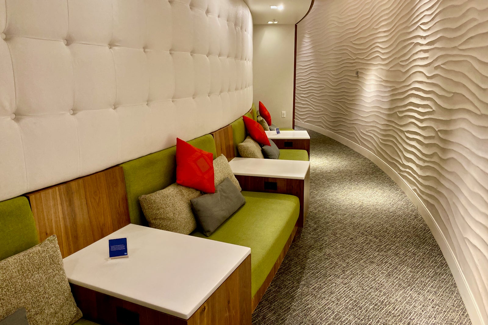 Review: Amex Centurion Lounge in Miami - The Points Guy