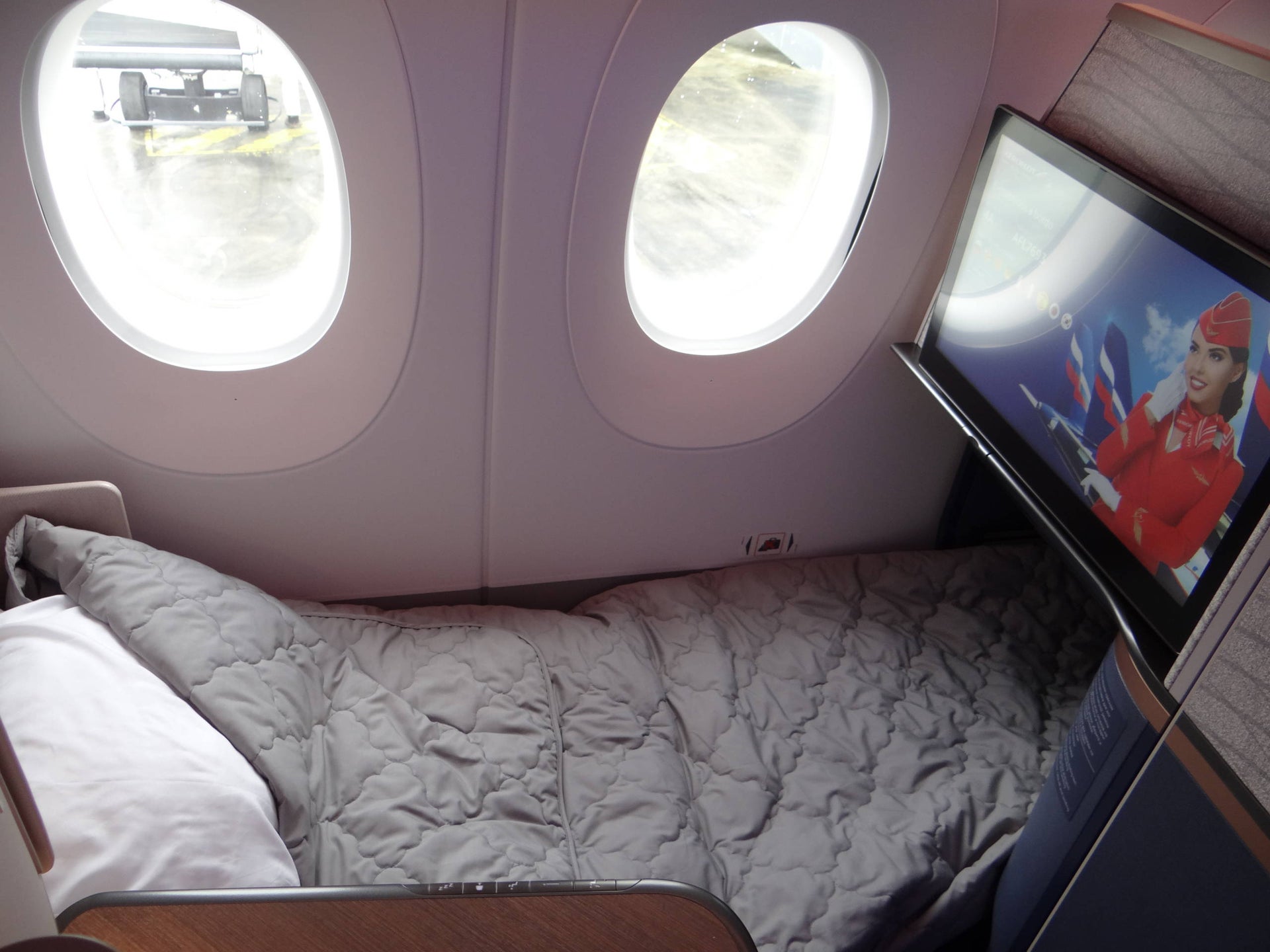 Inside the first Aeroflot Airbus A350 with biz-class suites - The ...