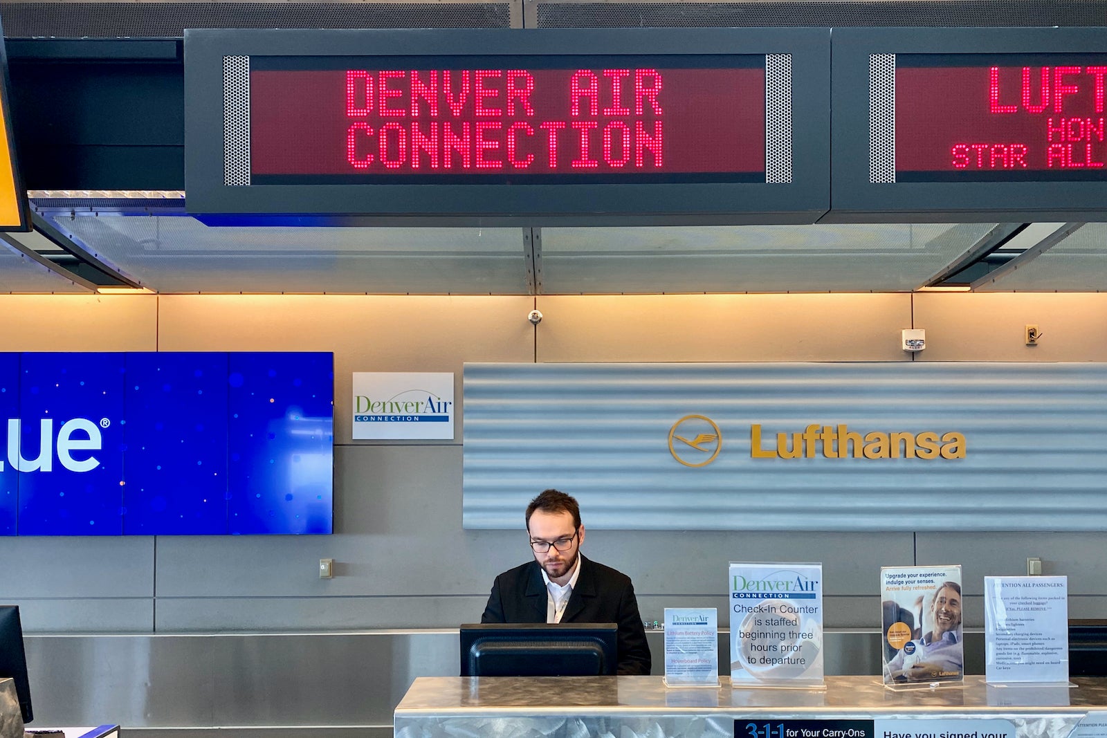 What it’s like to fly with Denver Air Connection - The Points Guy