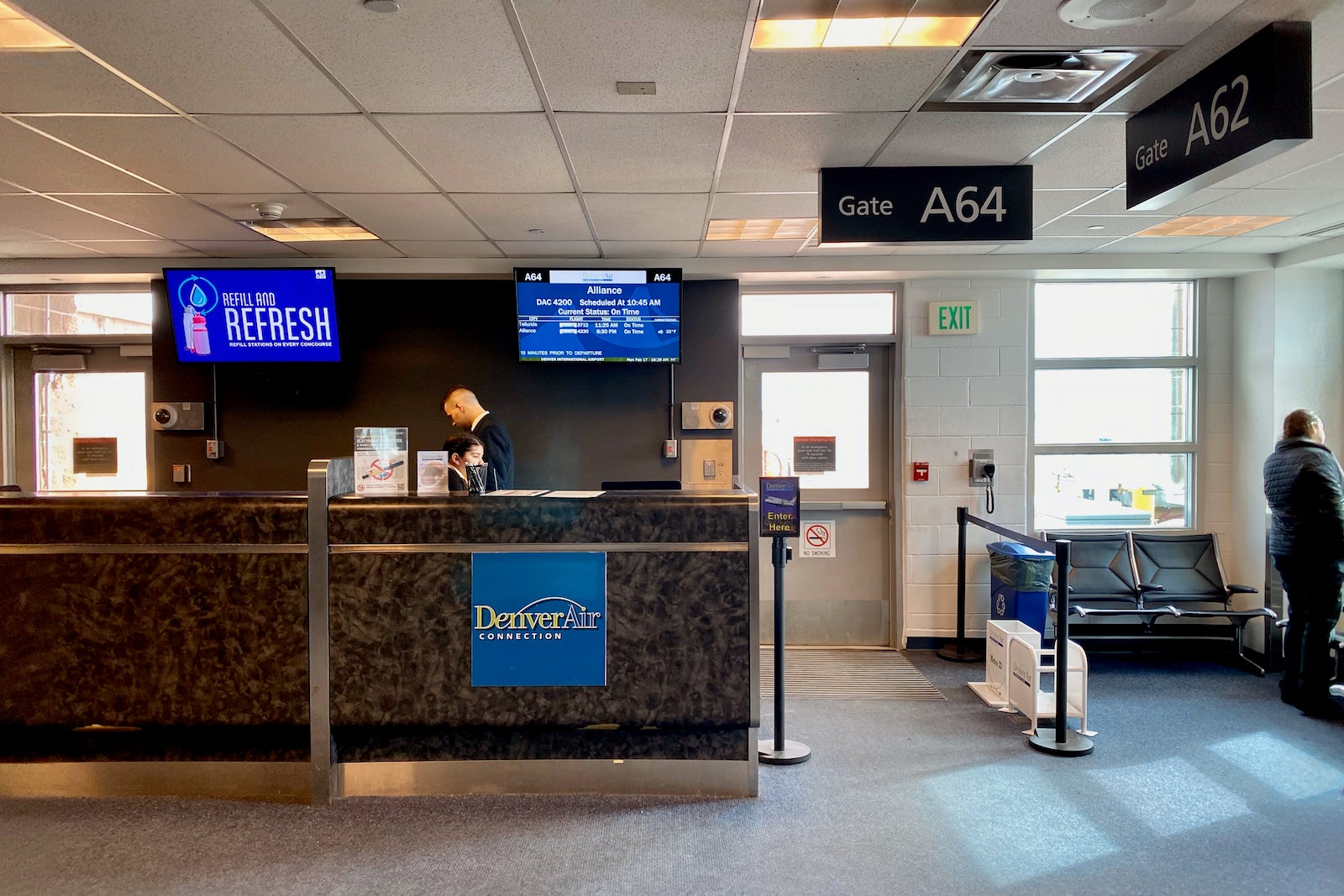 What it’s like to fly with Denver Air Connection - The Points Guy