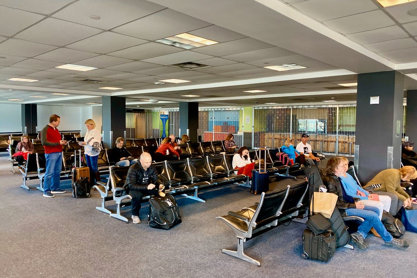 What it’s like to fly with Denver Air Connection - The Points Guy