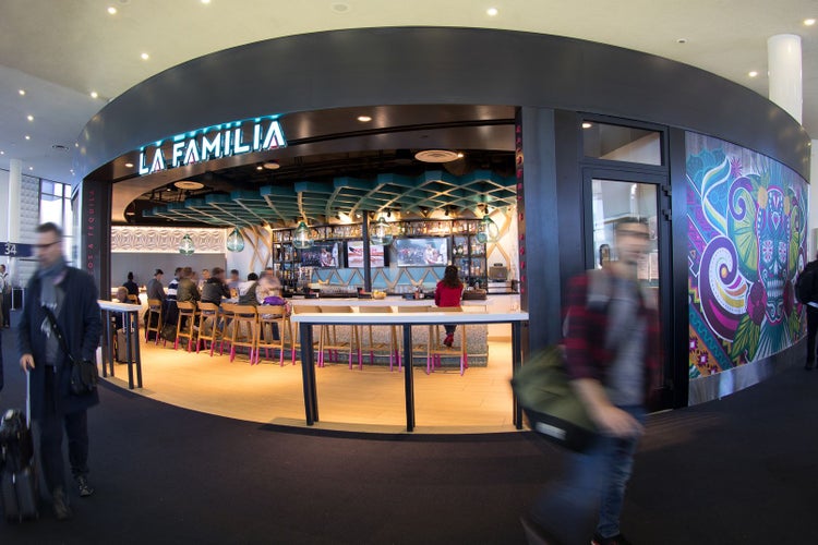 Los Angeles Airport 101: Where to eat and drink at LAX - The Points Guy