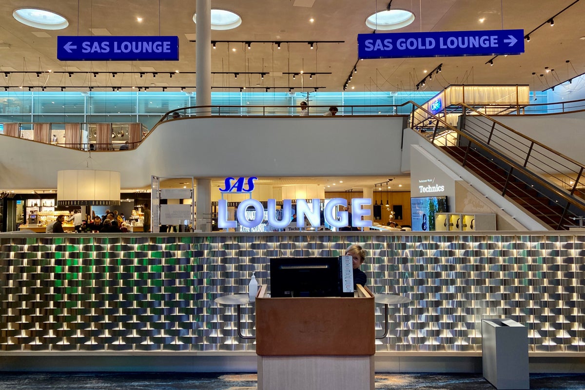 Review: SAS Airbus A350 in business class - The Points Guy