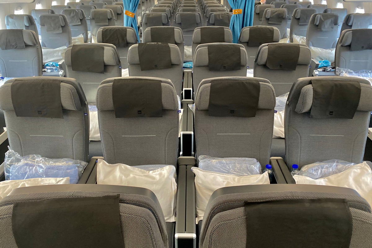 Inside the SAS Airbus A350, in all classes - The Points Guy