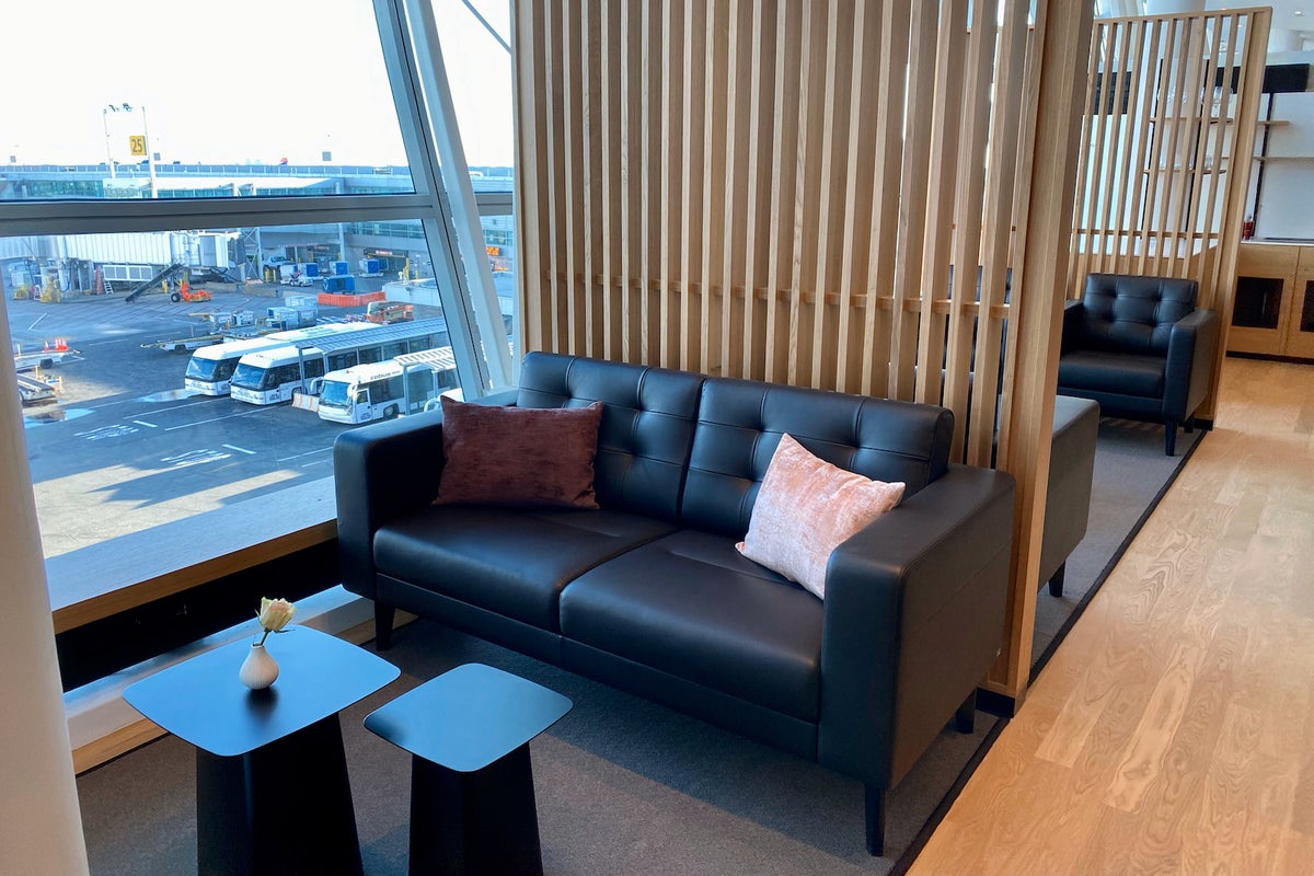 First look: Newly renovated Swiss Lounge at JFK - The Points Guy