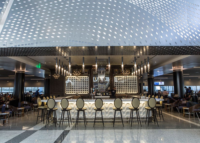 Los Angeles Airport 101: Where to eat and drink at LAX - The Points Guy