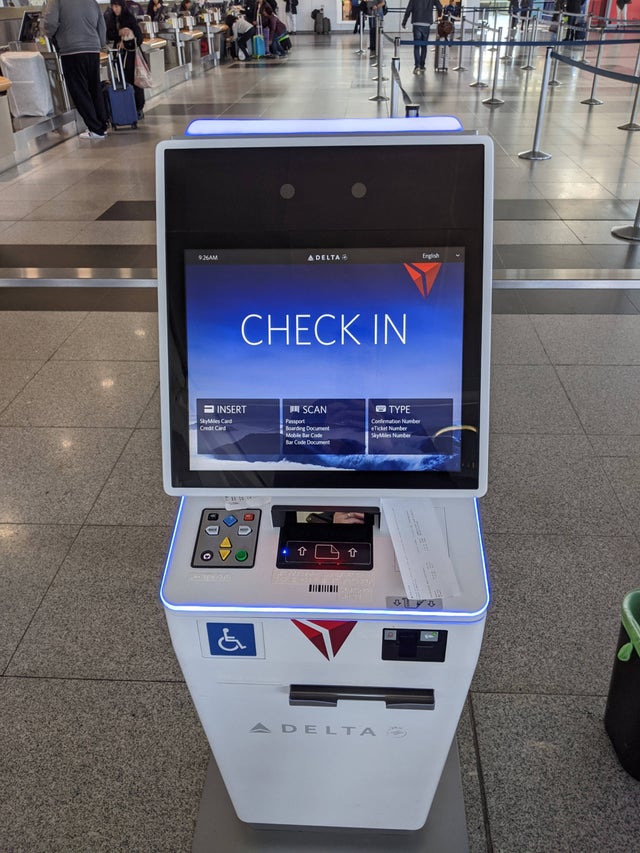 Flight review: Delta first class New York - Las Vegas on the 737 - The ...