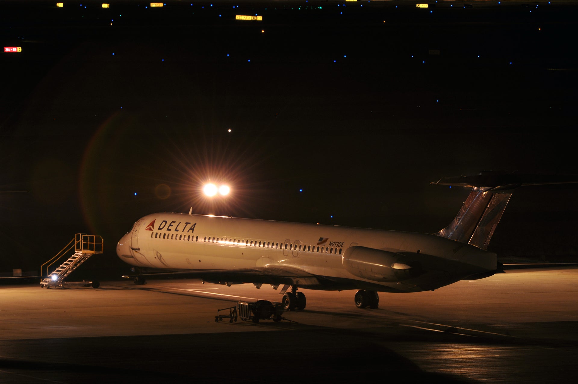 Goodbye, Mad Dog: A tribute to the noisiest jets in Delta's fleet - The ...