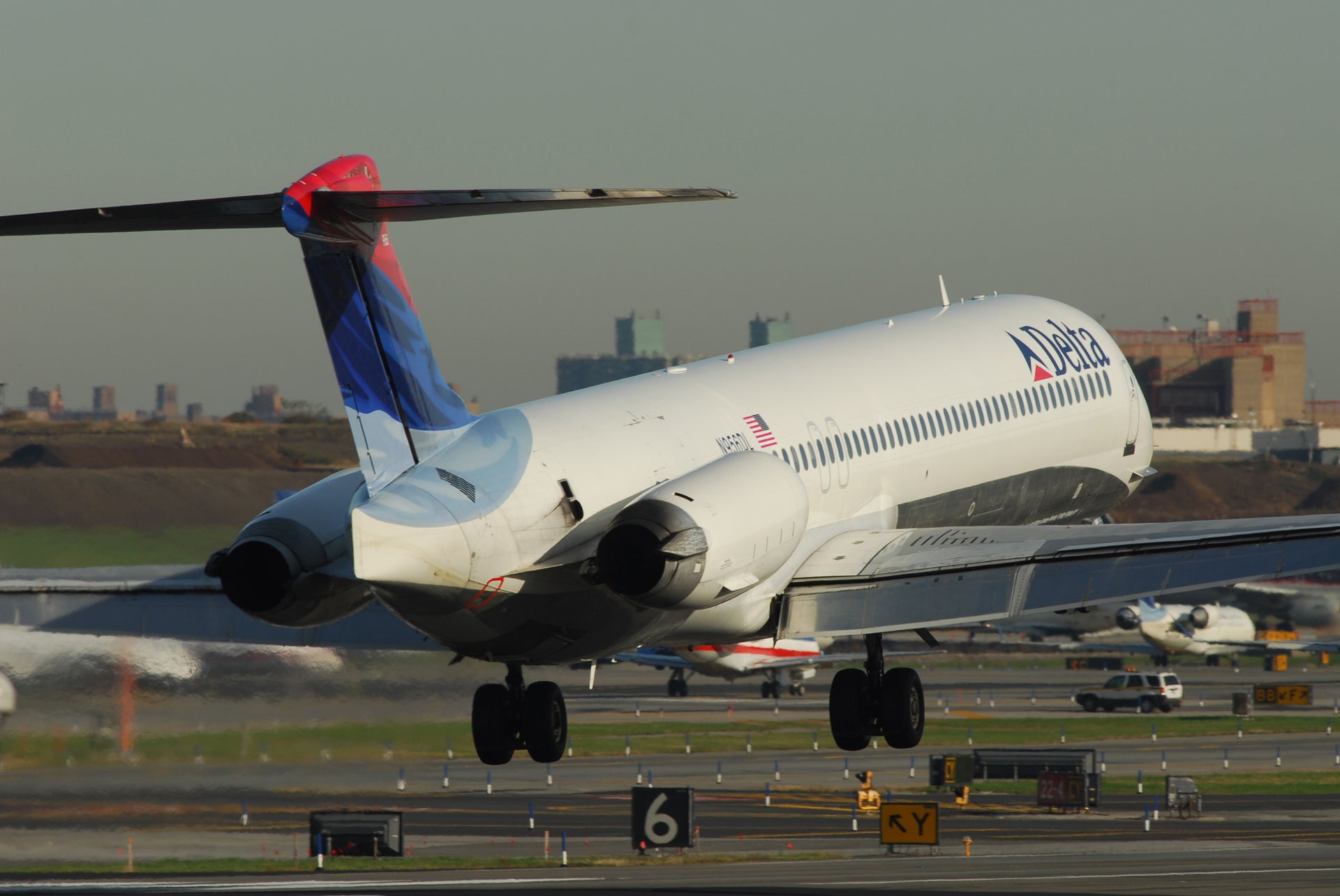 Goodbye, Mad Dog: A tribute to the noisiest jets in Delta's fleet - The ...