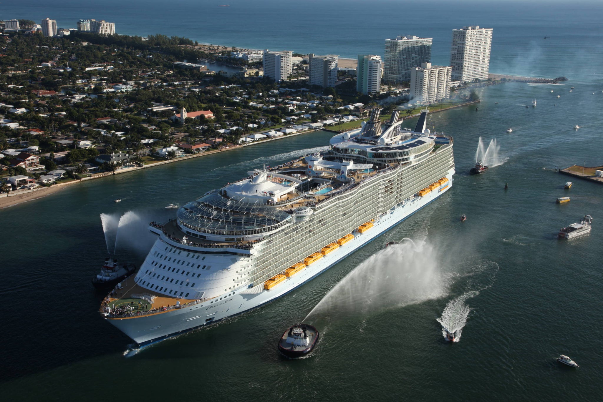 11 extra charges on cruise ships that will drive you nuts — and what to ...