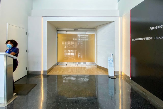 Review of American Flagship First, JFK to LAX during the pandemic - The ...