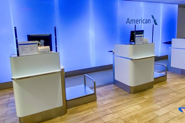 Review of American Flagship First, JFK to LAX during the pandemic - The ...