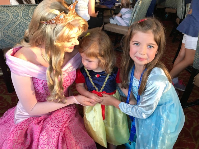 Why Disney's reopened character meals are even better from a distance ...