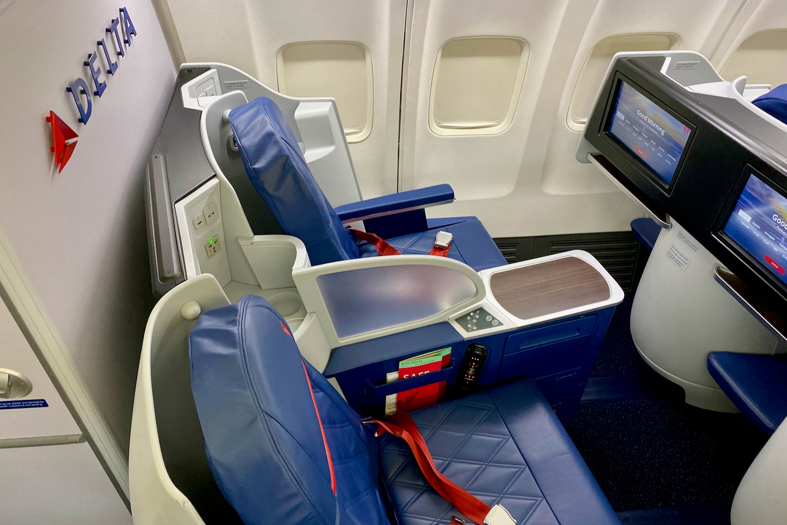 Delta drops lie-flats from NYC to San Diego, leaving JetBlue as only ...