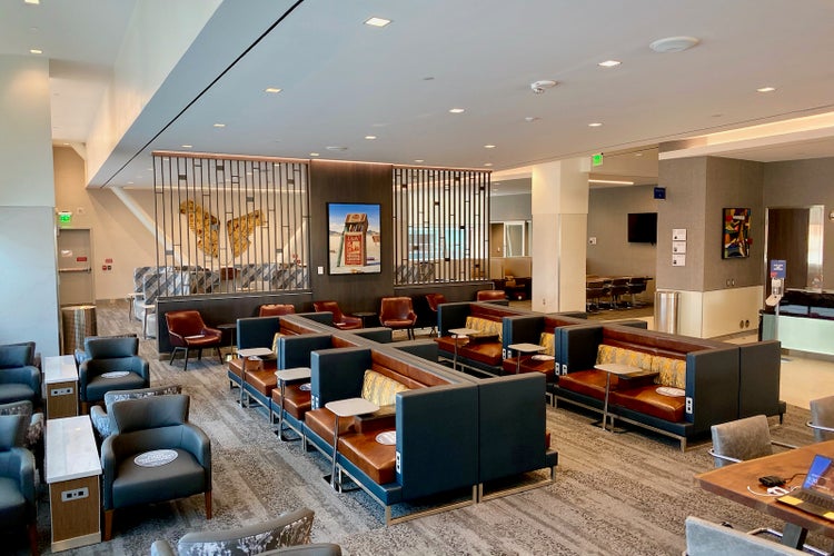 First look: Delta's brand-new (and biggest!) Sky Club in Salt Lake City ...