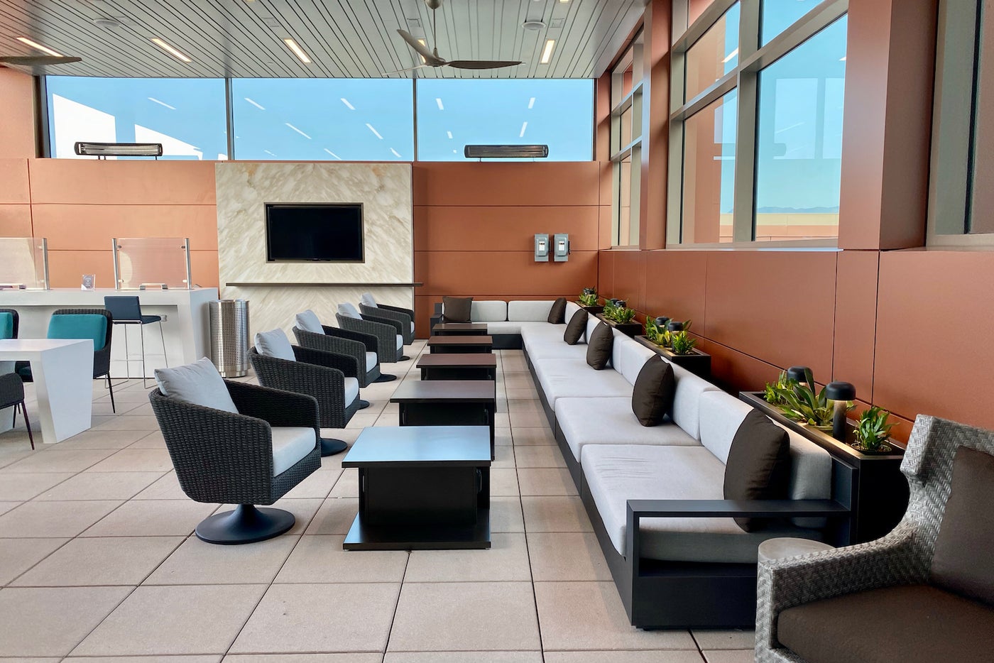 First look: Delta's brand-new (and biggest!) Sky Club in Salt Lake City