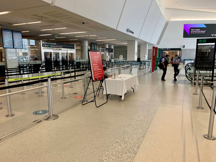 Experts weigh in: When will we return to pre-pandemic travel numbers?