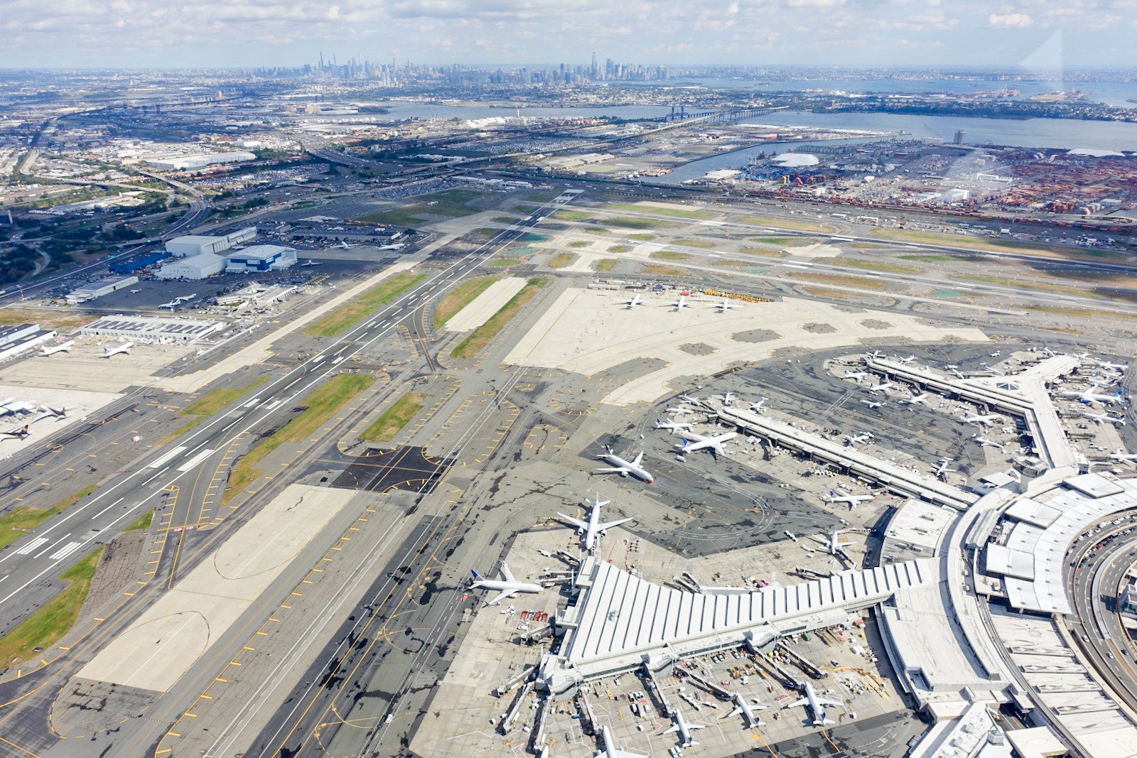 3 of the latest improvements coming to Newark Airport - The Points Guy