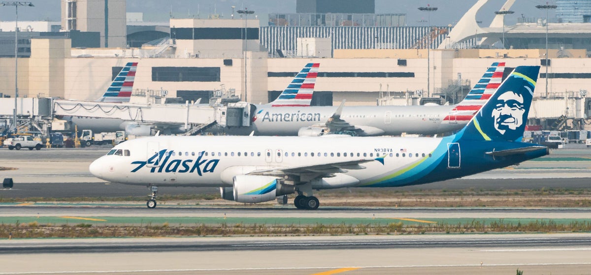 Alaska Airlines announces status match for select elites, no challenge ...