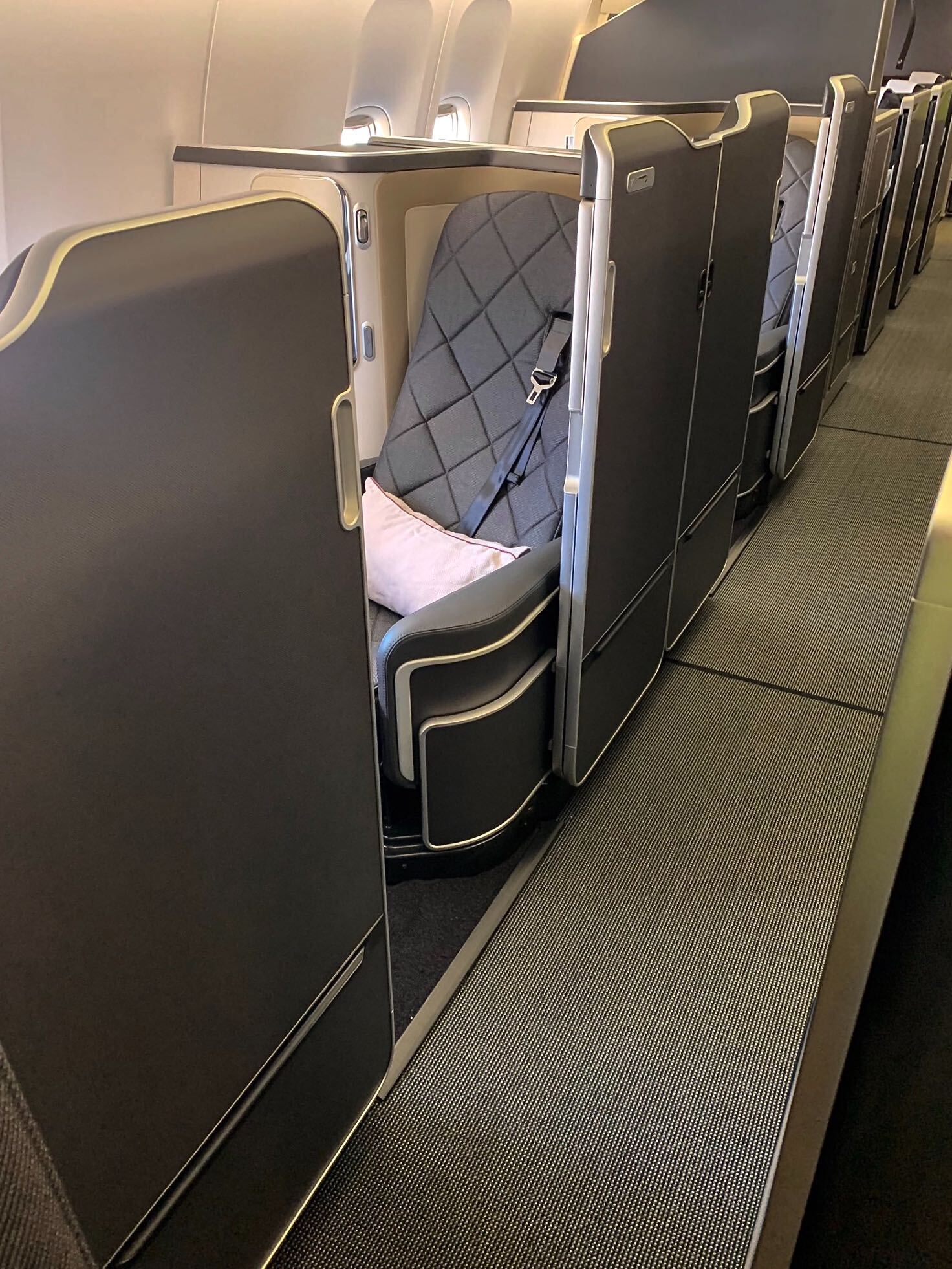 First look at British Airways' new first-class seat with sliding door ...