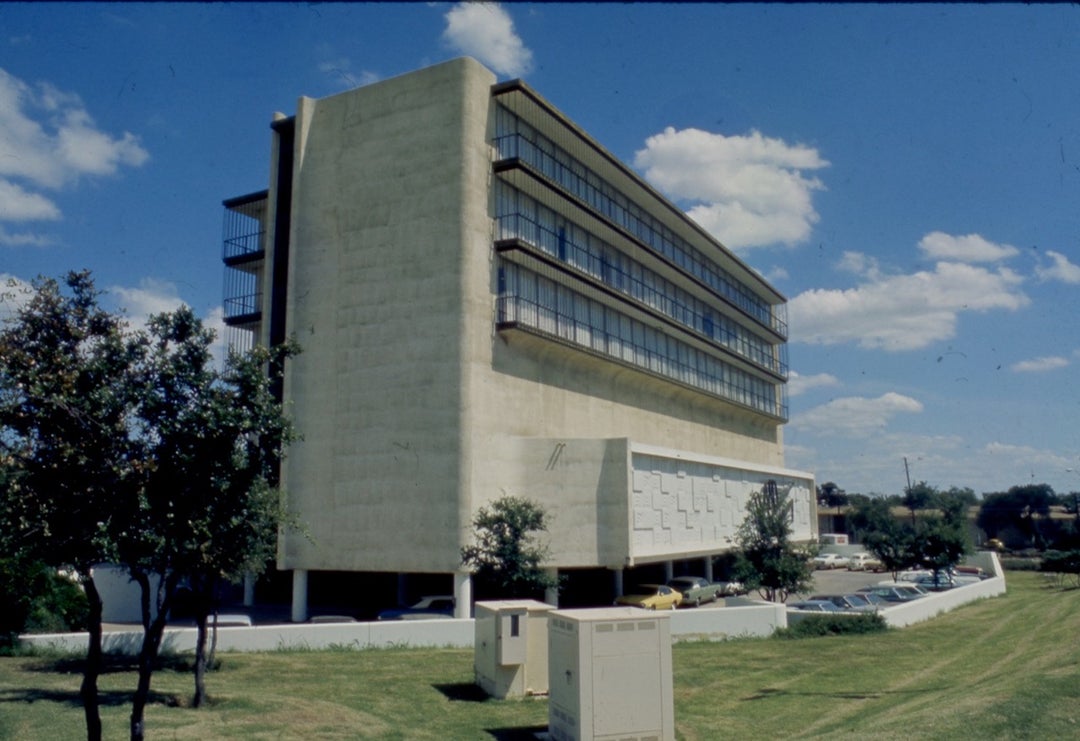New luxury Braniff-themed hotel planned in Dallas - The Points Guy