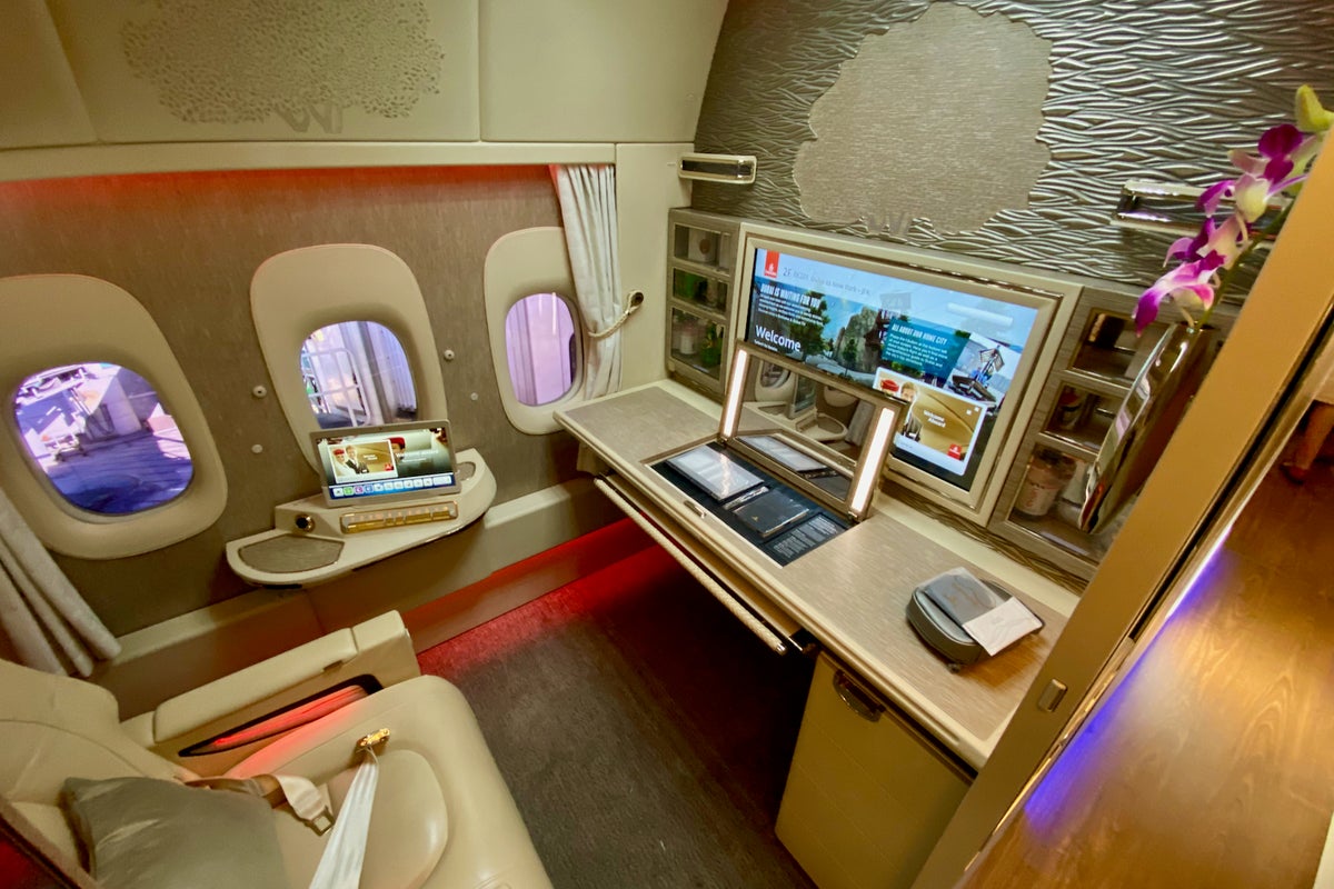 Review: Emirates' game-changer first-class suite - The Points Guy