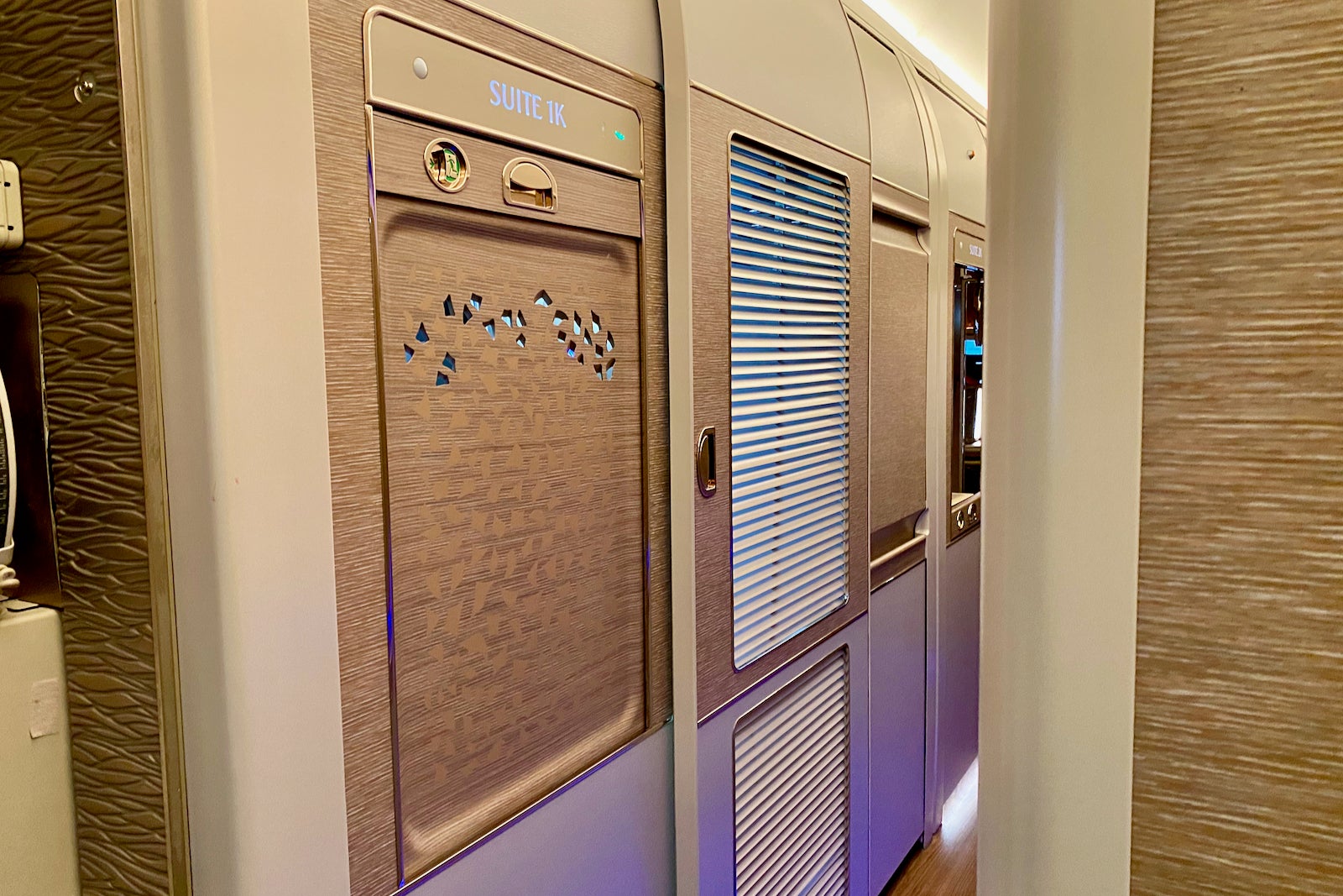 Review: Emirates' game-changer first-class suite - The Points Guy