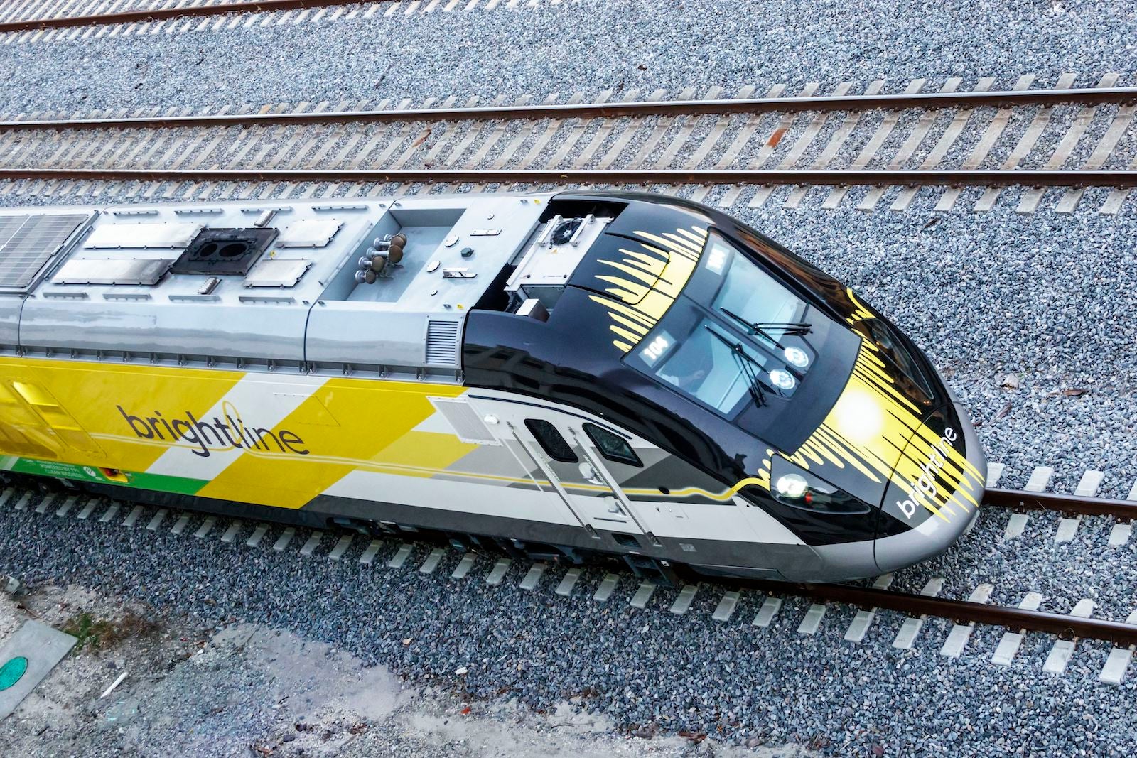 Brightline test train connecting Orlando to Miami pulls into MCO for ...