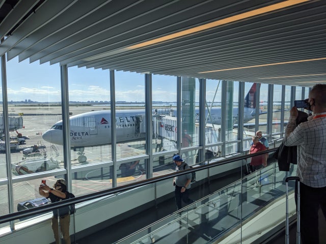 Sunset for the Triple Seven: Inside the last flight of Delta's 777 ...