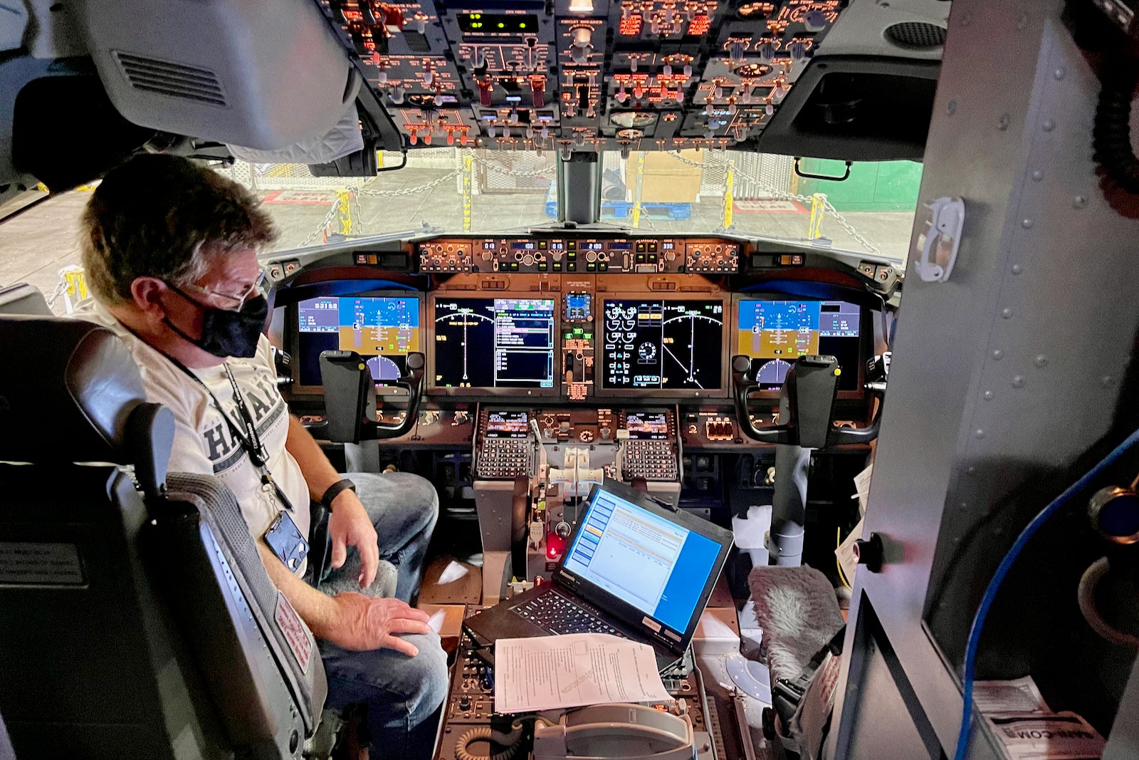 What’s needed to bring the 737 MAX back? A pilot and mechanic explain ...