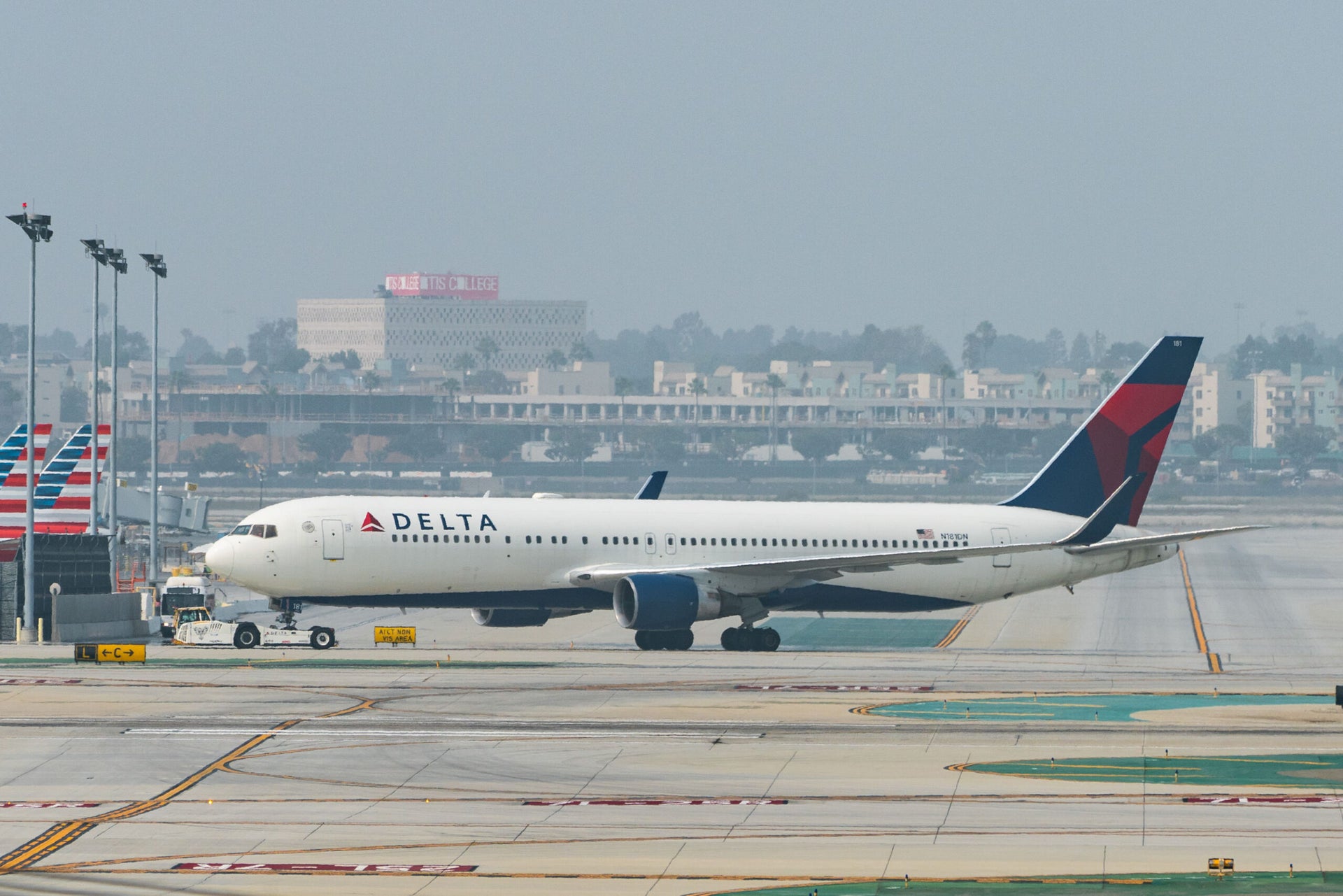 Delta upgrades Iceland route with wide-body Boeing 767 jet - The Points Guy