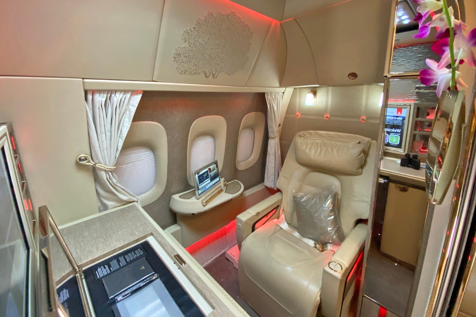 Elite status and 60,000 miles: Emirates unveils elevated offers on its ...