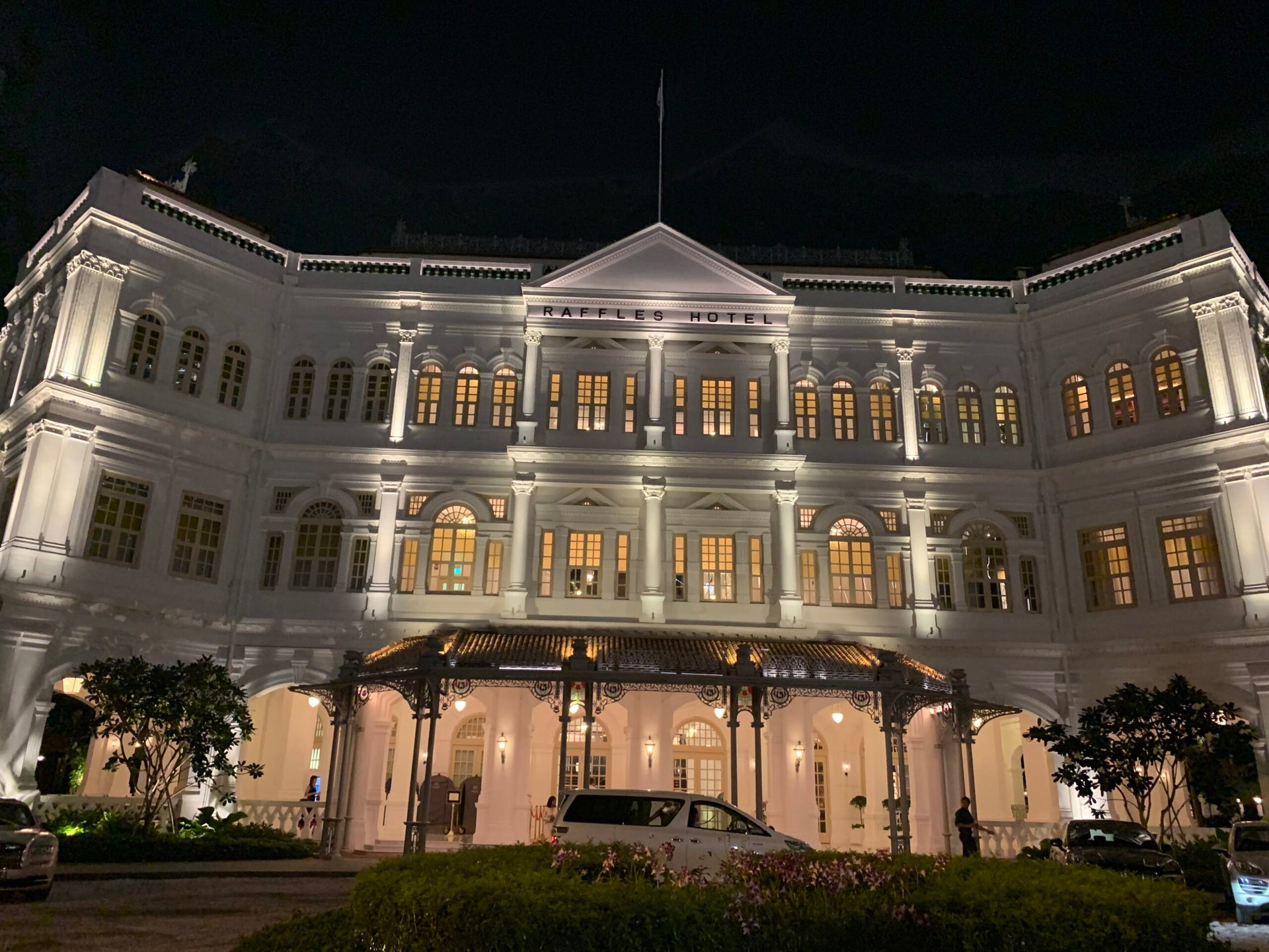 My memorable stay at the newly renovated Raffles Singapore - The Points Guy