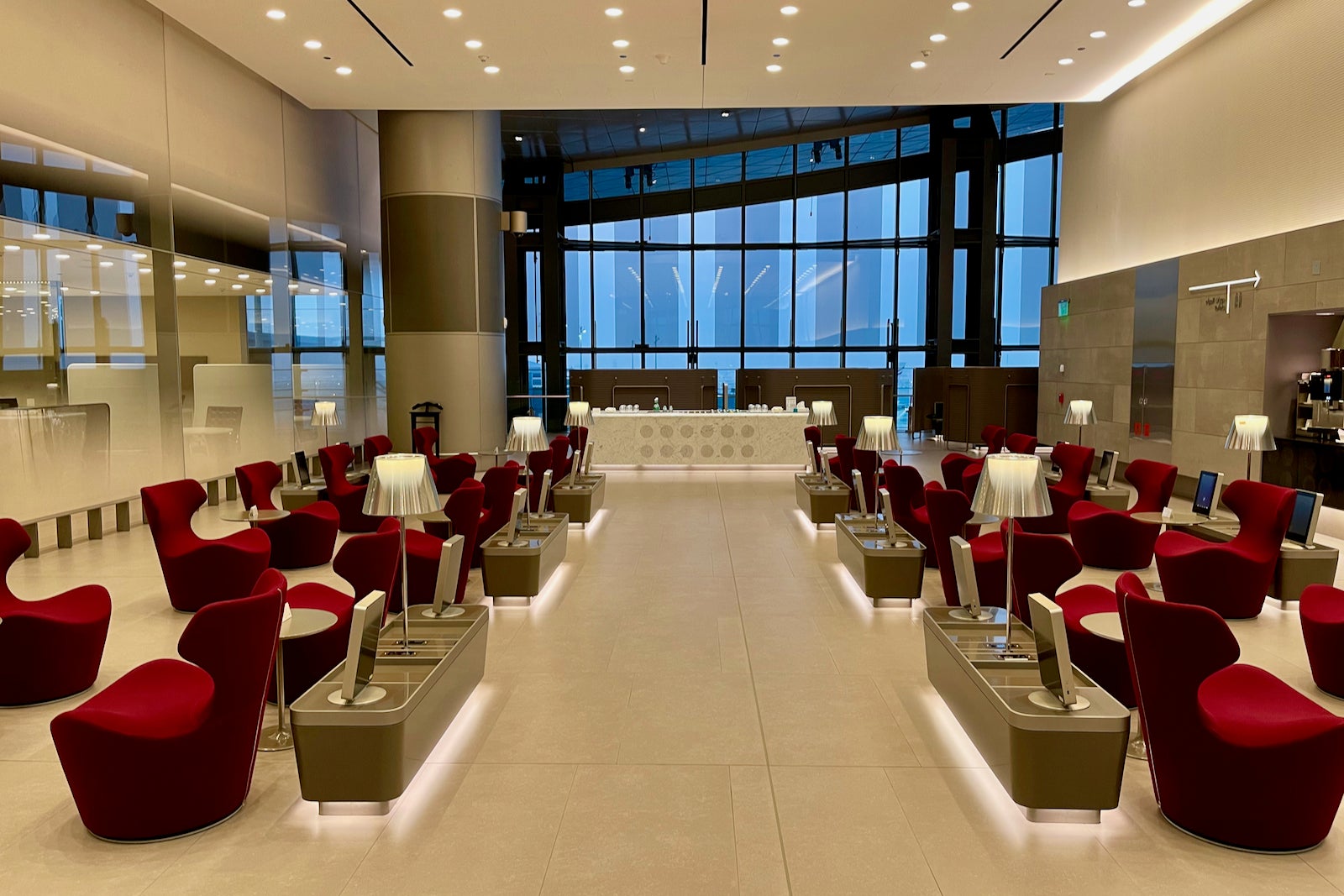 How I Swipe: Strategic Travel Reporter Benji Stawski - The Points Guy