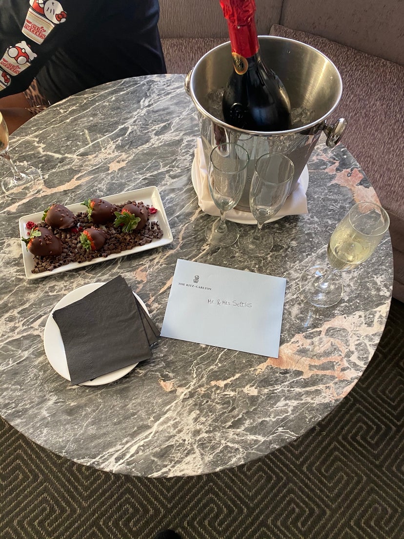 How my brother went from no status to top-tier Marriott elite with one ...