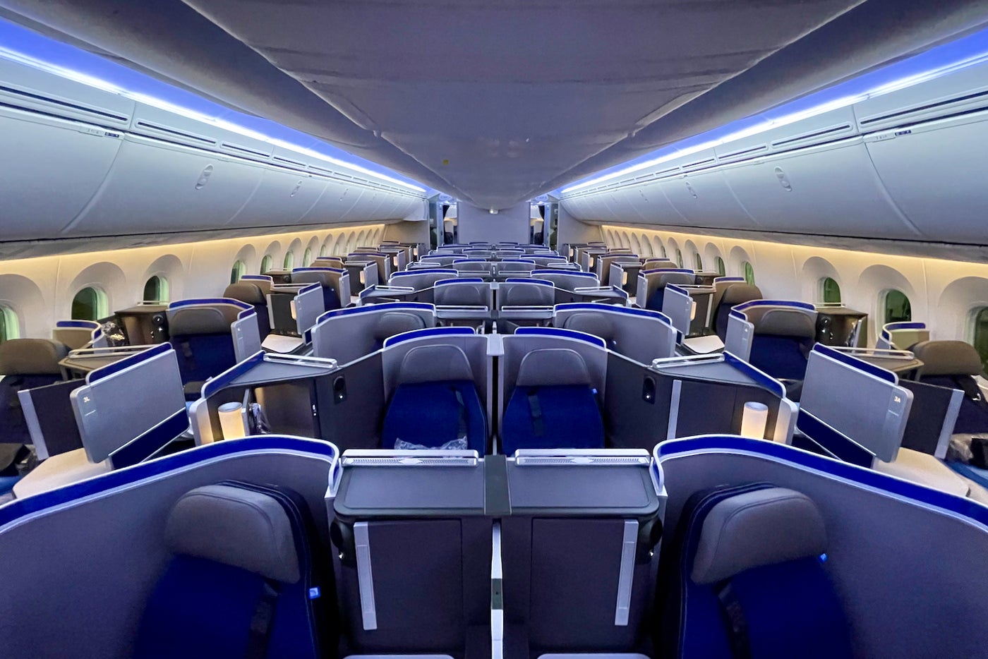 United schedules first-ever Boeing 787-10 Dreamliner flights to Hawaii