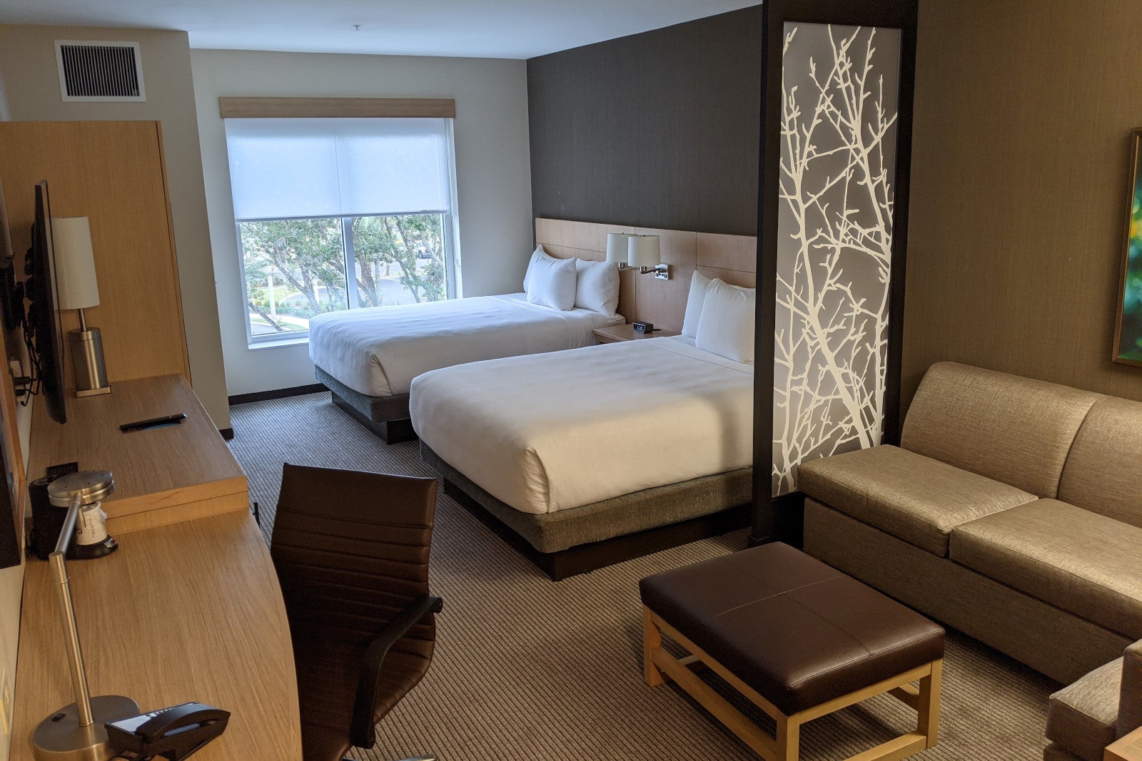 What you should do when a hotel doesn't want to honor elite status ...