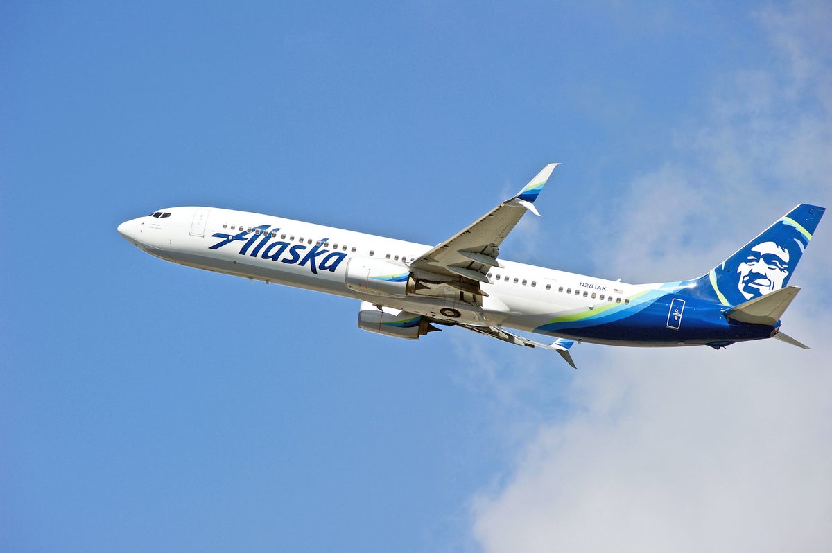 Alaska Airlines officially joins Oneworld - The Points Guy