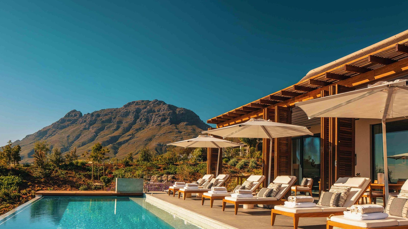 Hyatt’s buying spree continues with Mr & Mrs Smith boutique hotel collection - The Points Guy