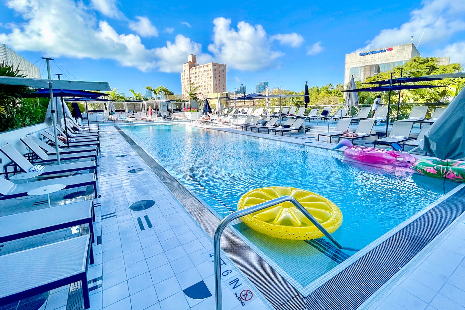 First look: Moxy Miami South Beach - The Points Guy