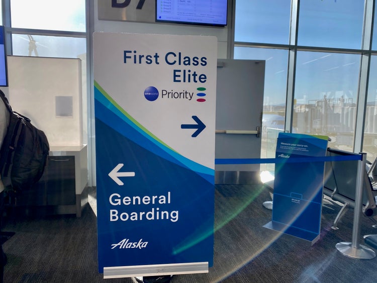 I flew Alaska on its first day in Oneworld: Here's what it was like as ...