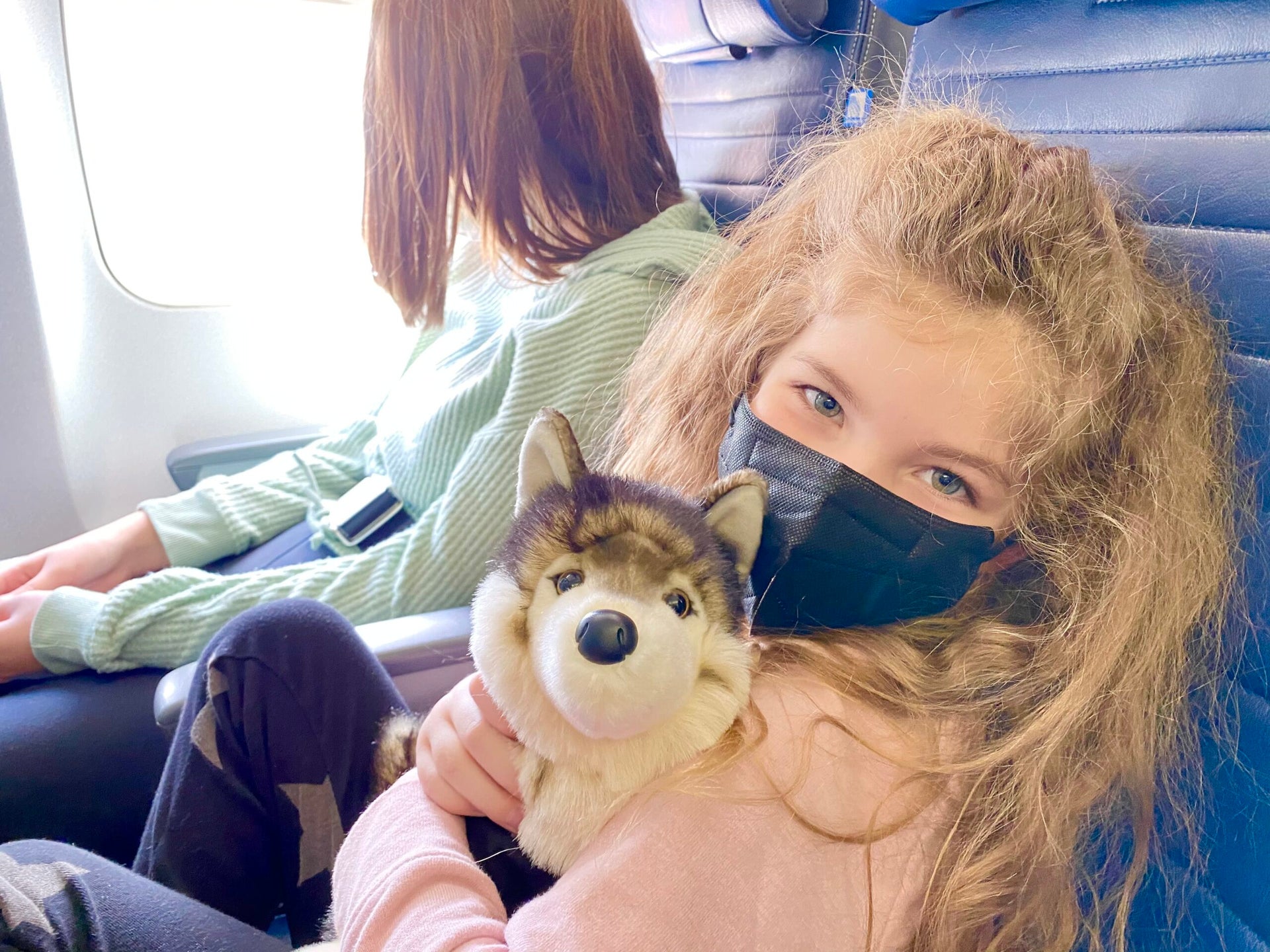 Does my child need to wear a face mask while traveling? - The Points Guy