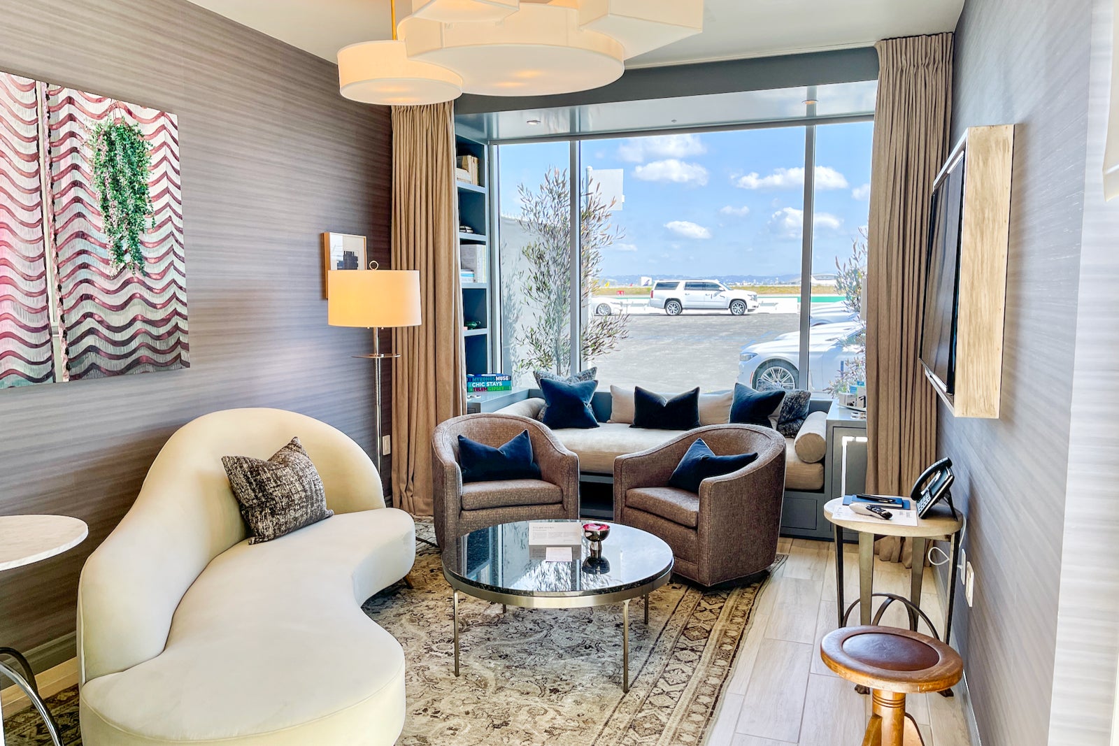 Everything you need to know about LAX’s Private Suites - The Points Guy