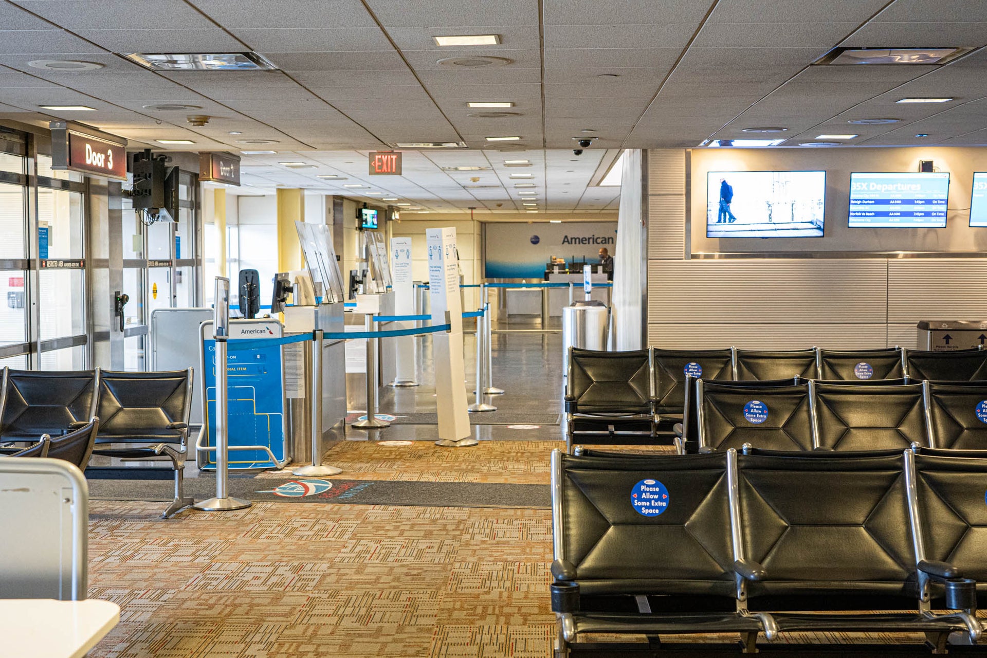 Gate 35X closes after torturing passengers for 24 years at DCA - The ...