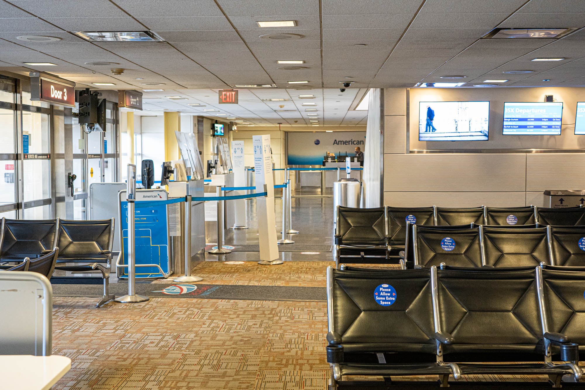 Gate 35X closes after torturing passengers for 24 years at DCA - The ...