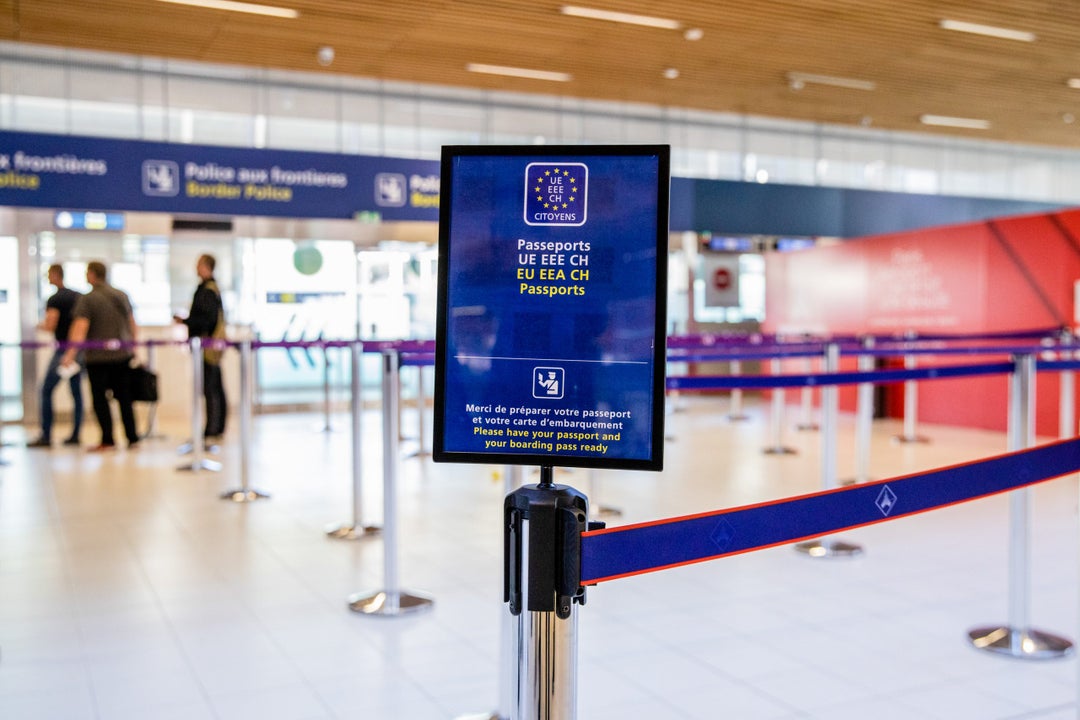 4 tips for booking flights to Europe this summer for vaccinated ...