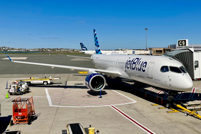 Inside JetBlue's Airbus A220-300 inaugural flight