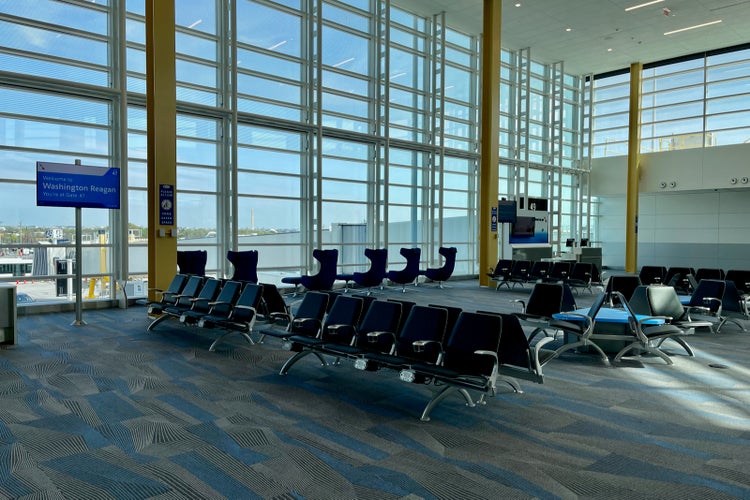 First look: New concourse at Washington D.C.'s Reagan National airport ...
